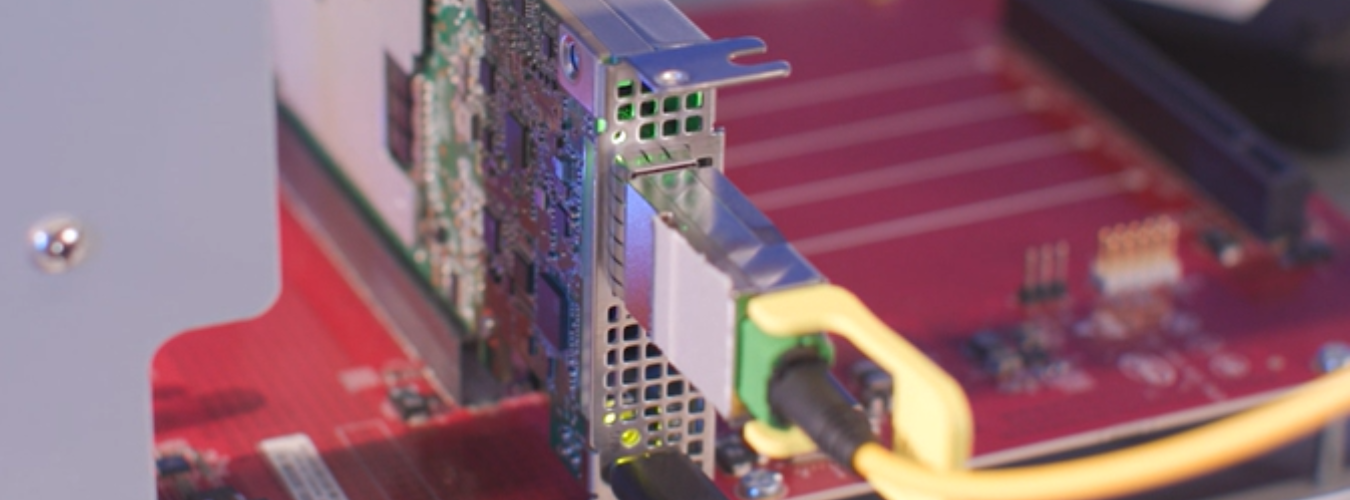 Agilex® 7 FPGAs Demonstrate Linear Pluggable Optics (LPO) for AI and ...